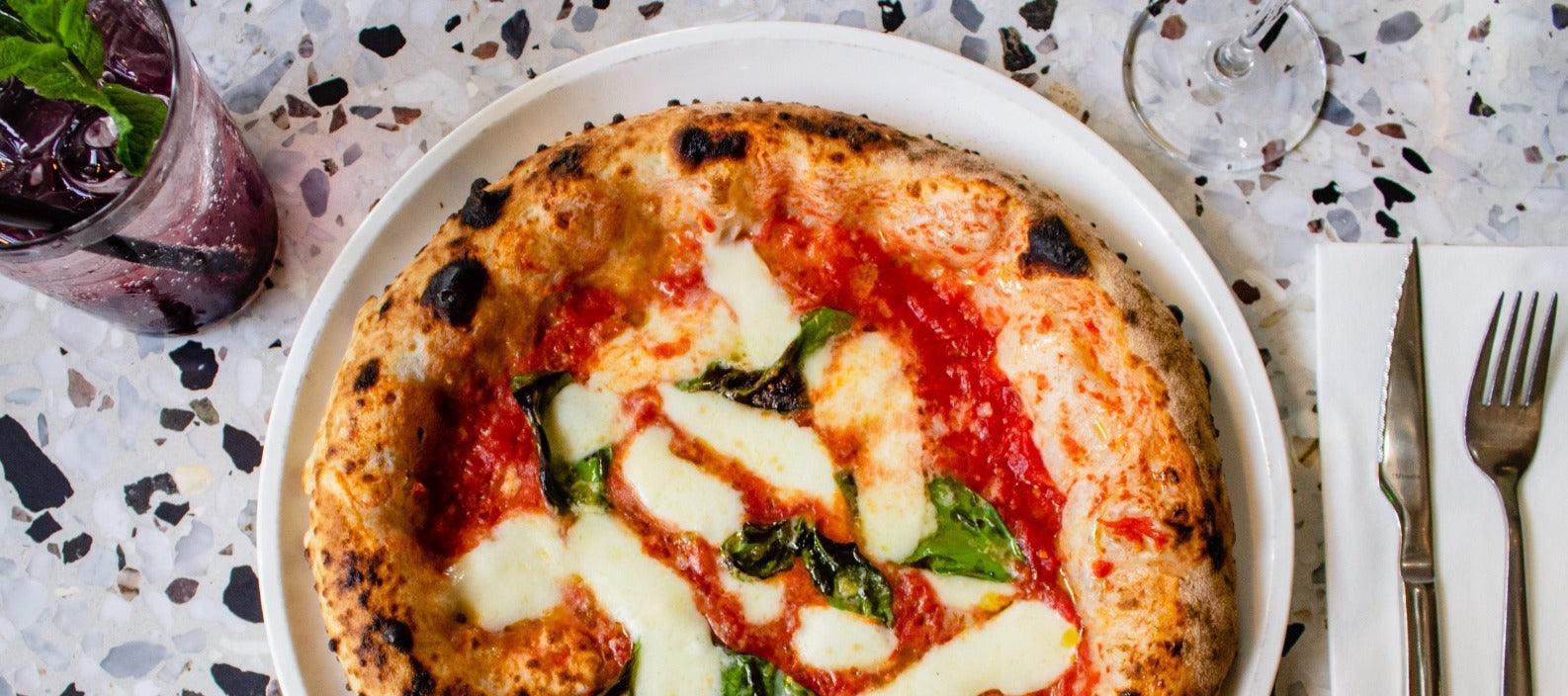 How To Cook The Perfect Pizza At Home – Chefs For Foodies